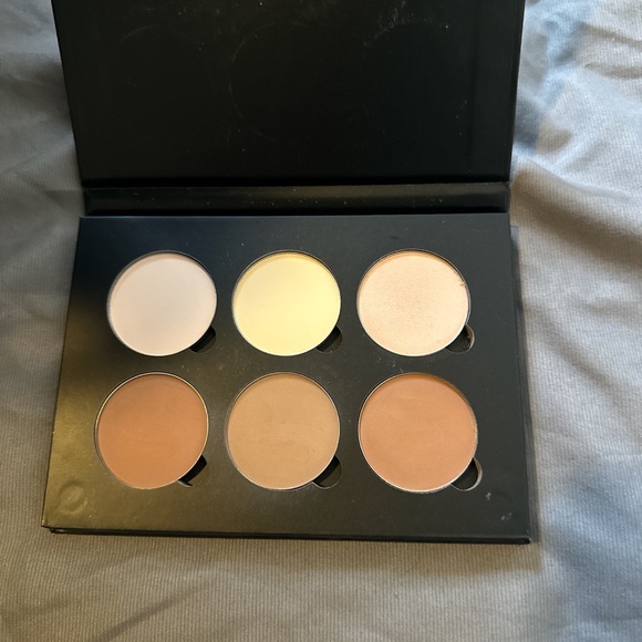 Anastasia Beverly Hills | Makeup | Anastasia Beverly Hills Contour ...